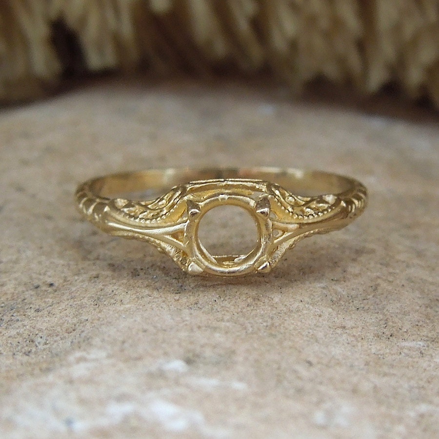 MOUNTING ONLY: Petite Engraved Ring Mounting in White or - Etsy
