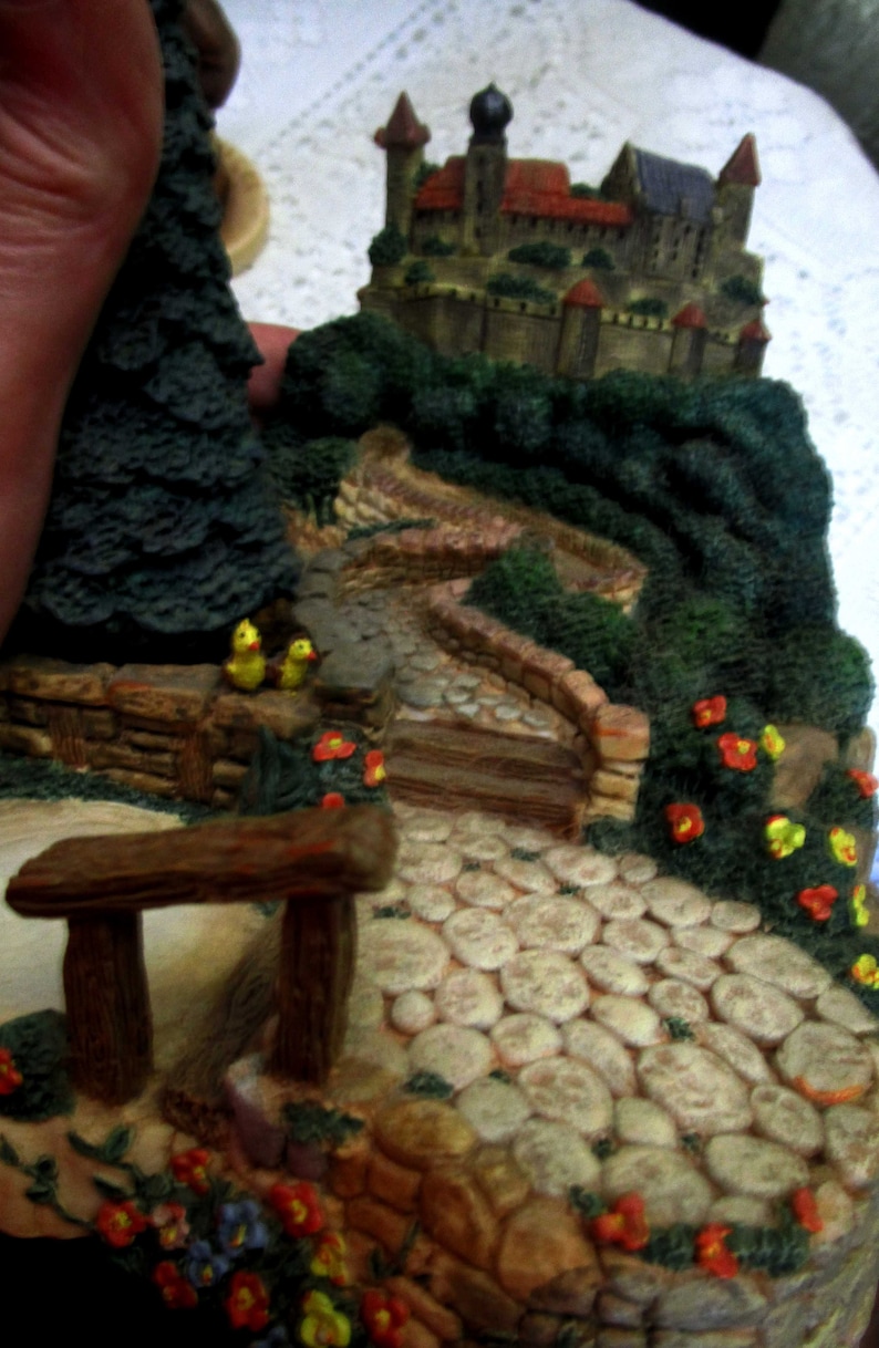 Hummel Scape Castle on a Hill Hummel Display Figurine - Etsy
