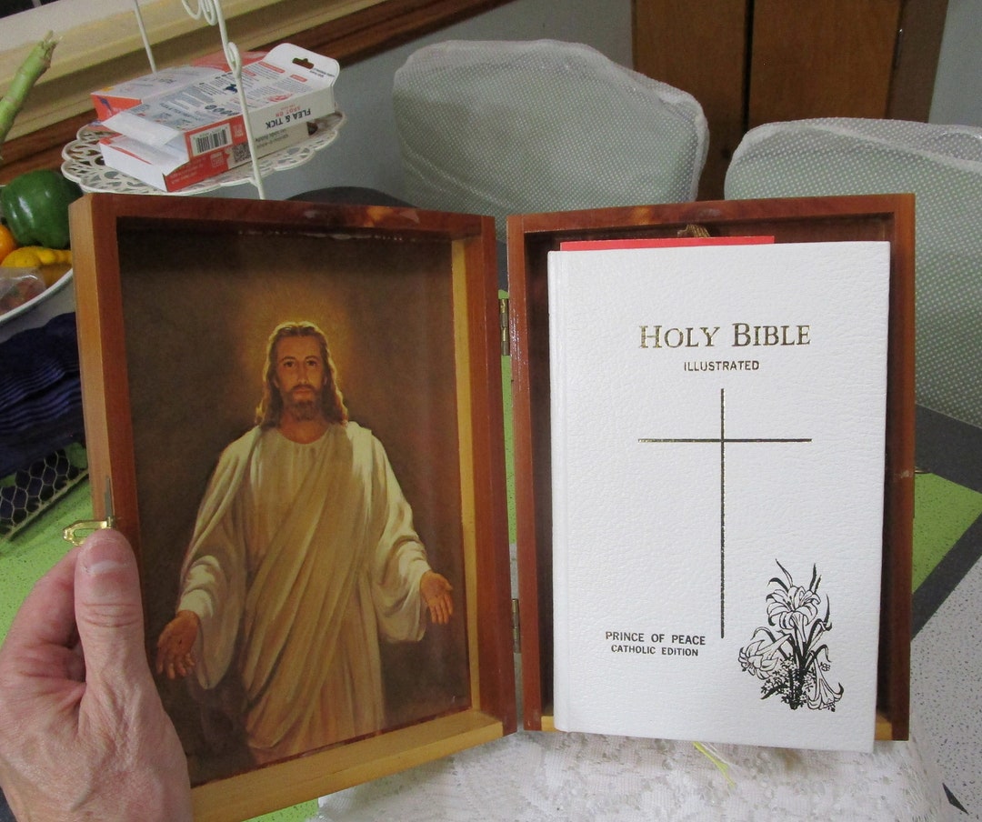 1971, Vintage Bible, Cedar Box, Bible Box, White Bible, Presentation ...