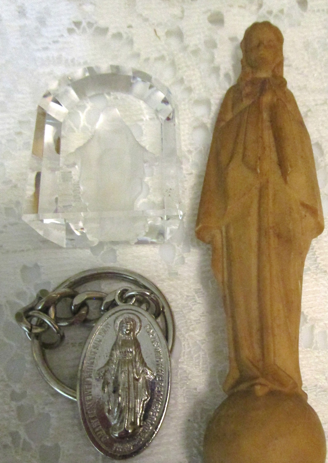 3, Vintage, Virgin Mary, Religious Trinkets, Crystal Figurine, Keychain ...