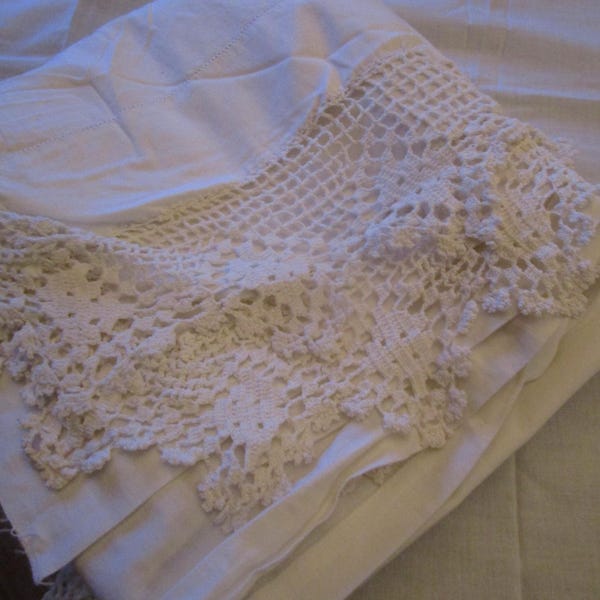 Vintage Bed Linens - Etsy