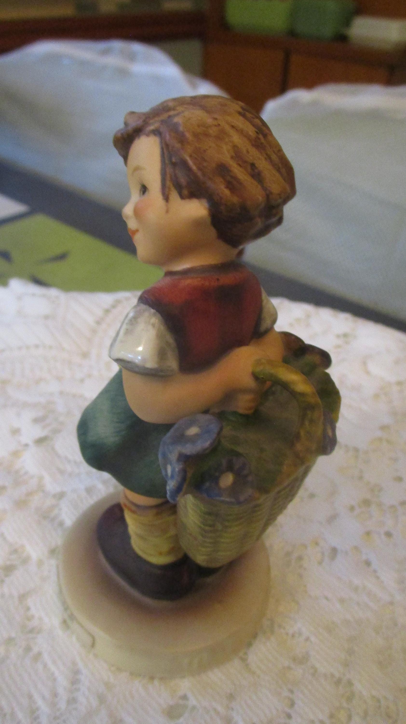 1971, Hummel Figurine, Bashful, Goebel Figurine, German Figurines ...