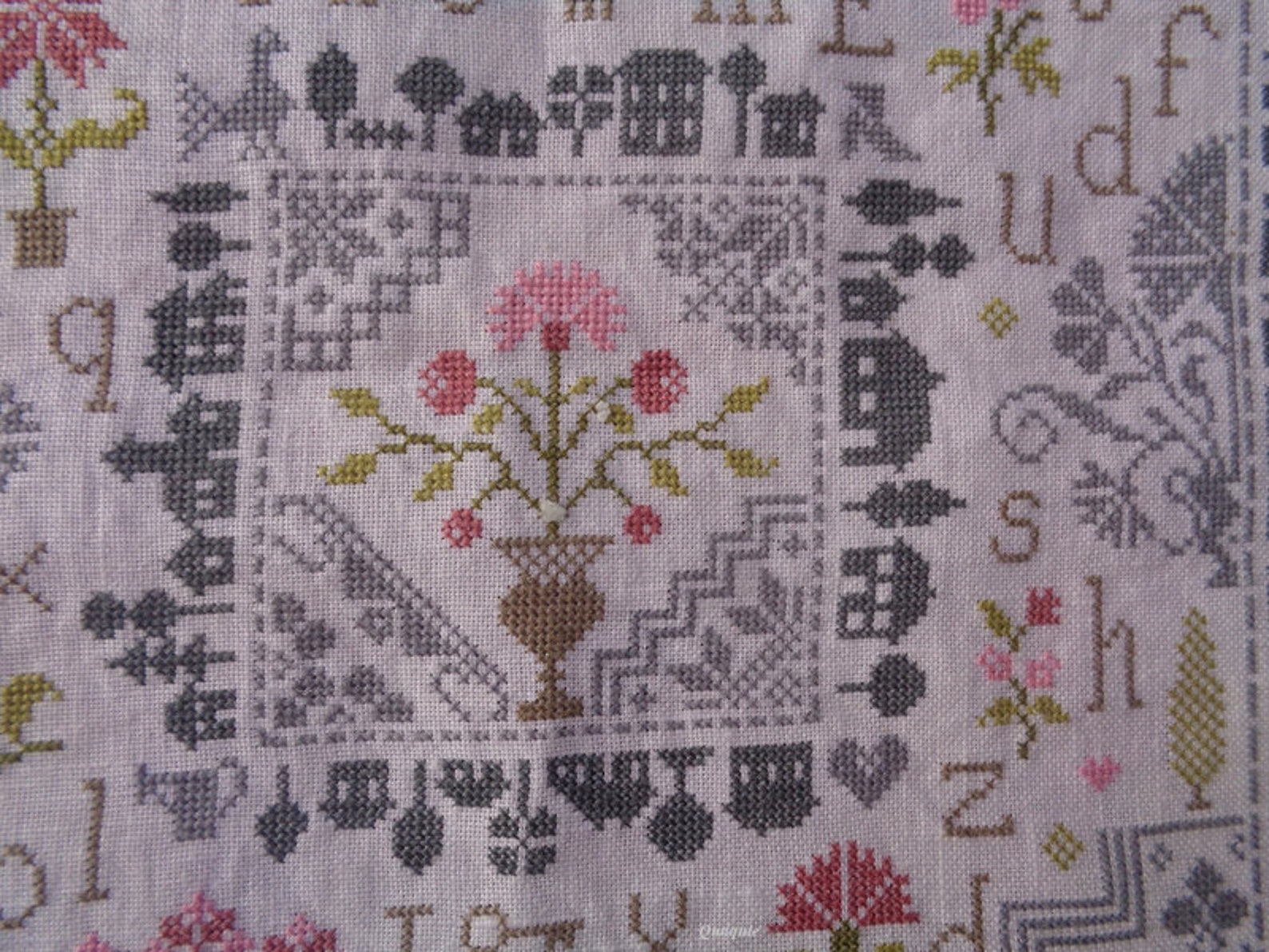 Village Quaker Counted Cross Stitch Chart. Quaker Cross - Etsy