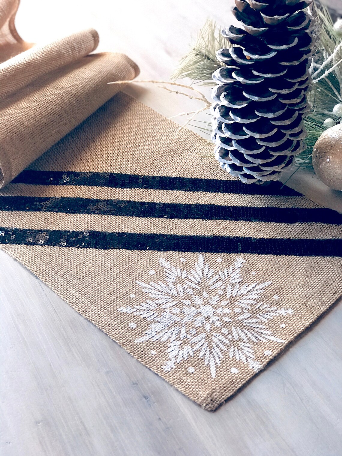 Magical Winter Christmas Table Runner Farmhouse Christmas - Etsy