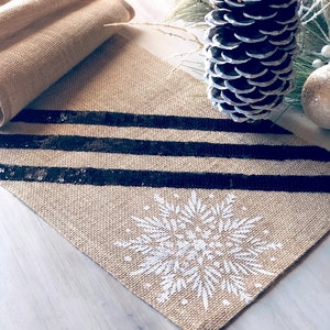 Magical Winter Christmas Table Runner , Farmhouse Christmas Decoration ...