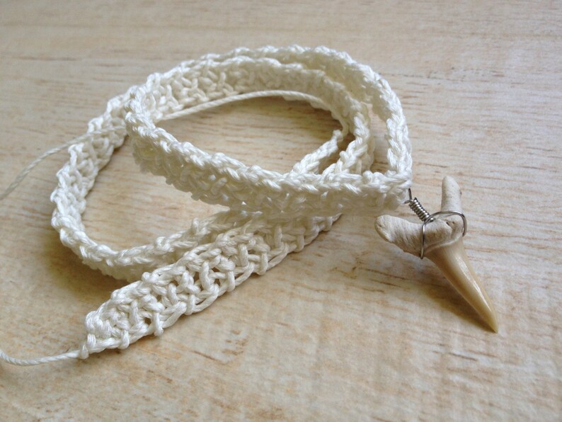 Shark Tooth Necklace Fossil Crochet Hemp Beach Jewelry Ocean Sea Surfer ...