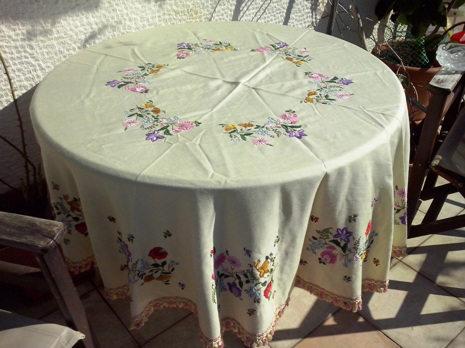 Magnificent Large Round Table Cloth Floral Tablecloth - Etsy