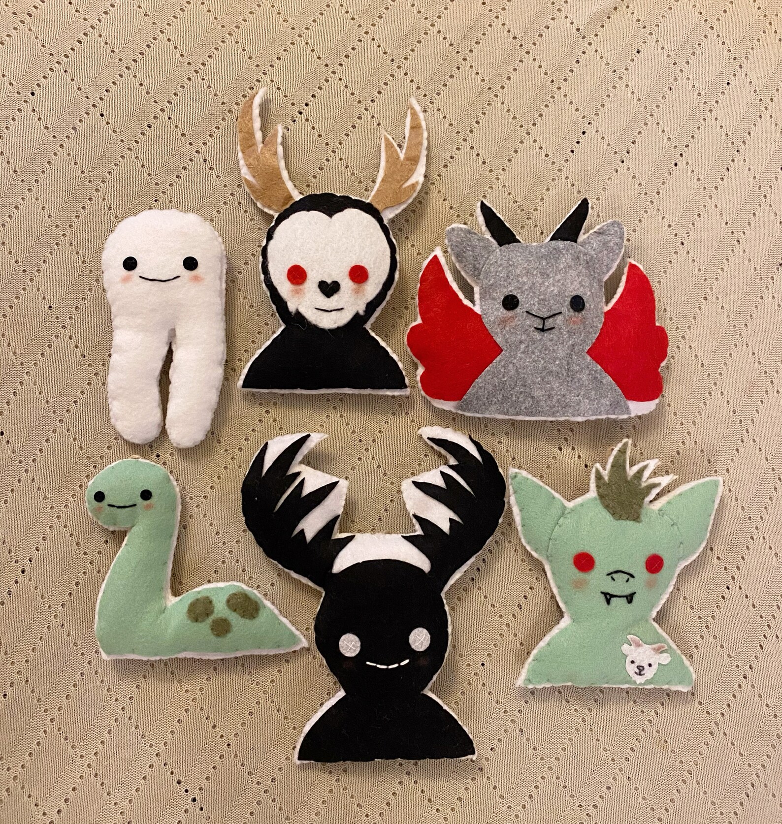 More Creepy Cute Felt Cryptid Ornaments: Chupacabra, Black Antler ...
