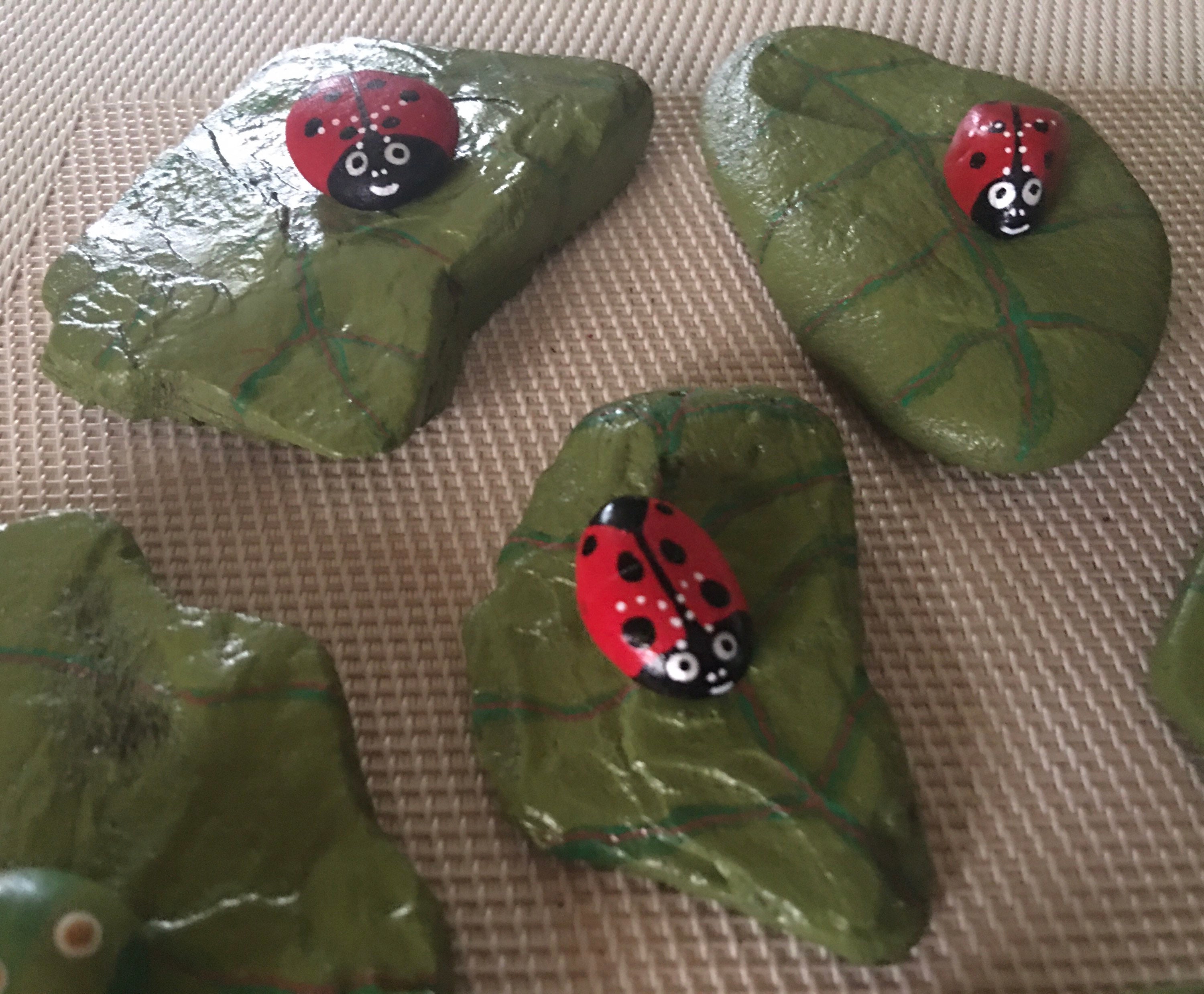 Small Ladybug and Frog Leaf Painted Rocks - Etsy