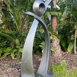 Metal Garden Statue, Abstract Welded Metal Artwork, Outdoor Landscape ...