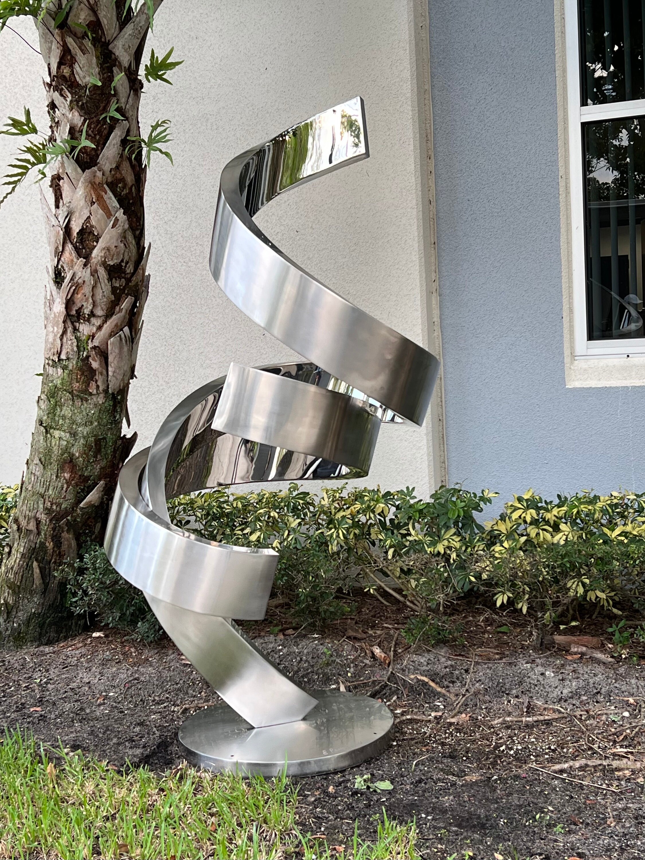 Abstract Ribbon Sculpture, Large Garden Statue, High Polished Stainless ...