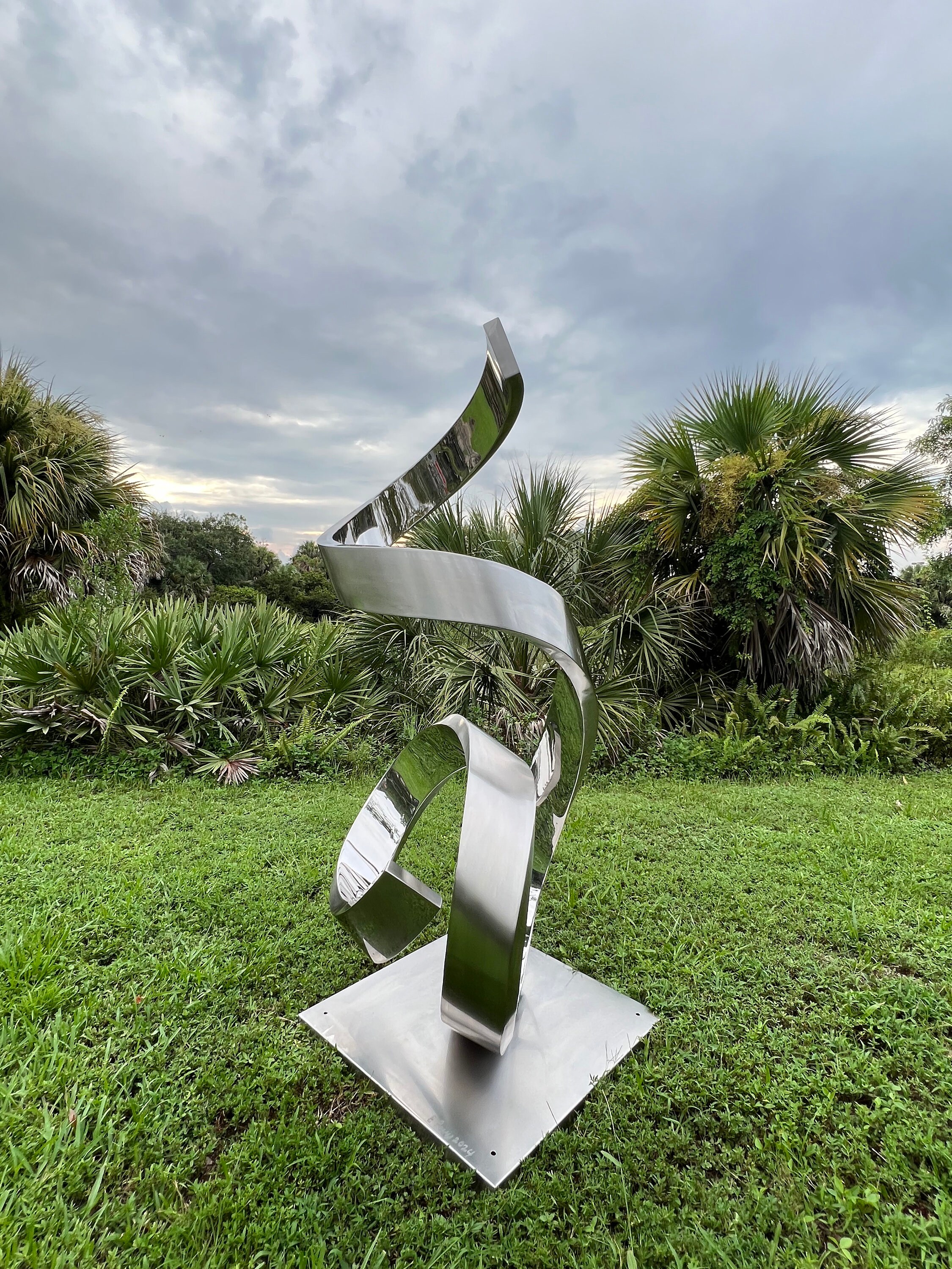 Large Sculpture, Garden Statue, High Polished Stainless Steel Sculpture ...