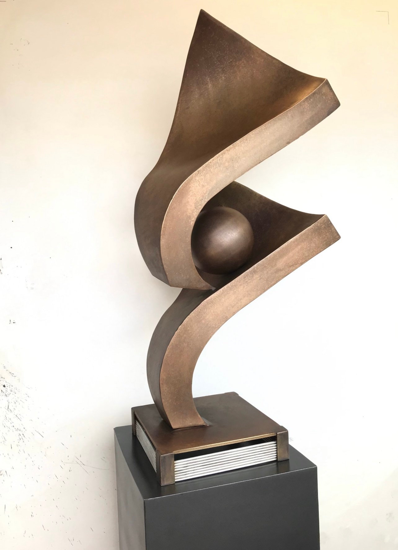 Love Flares (B) - Eugene Perry | Metal Sculptures