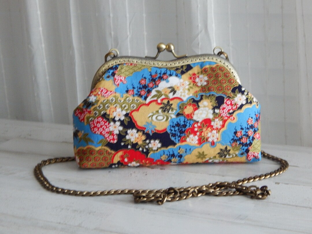 Japanese Floral Design Crossbody Bag Wallet With Aluminum Chain Strap ...