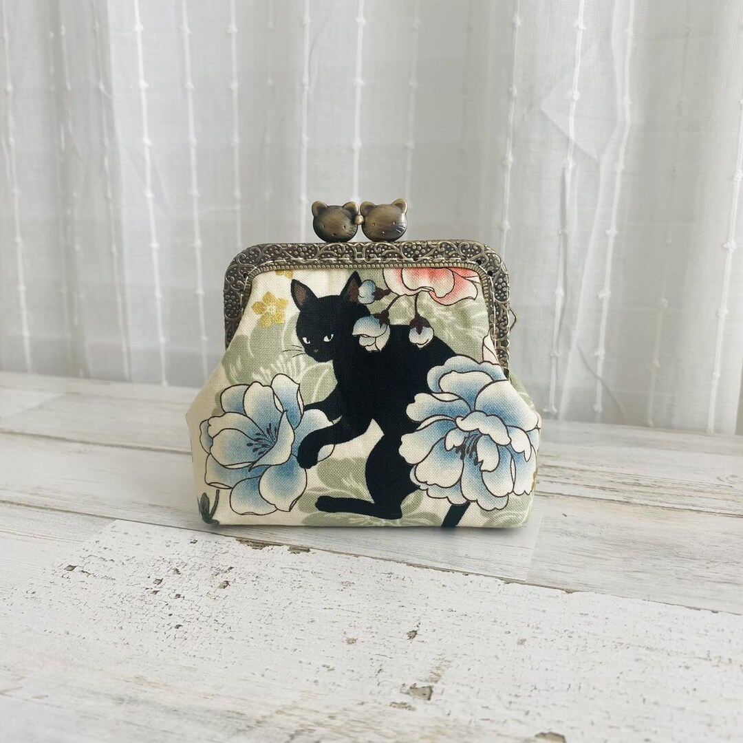 Black Cat and Floral Design Square Coin Purse Wallet With Cat Face Kiss ...