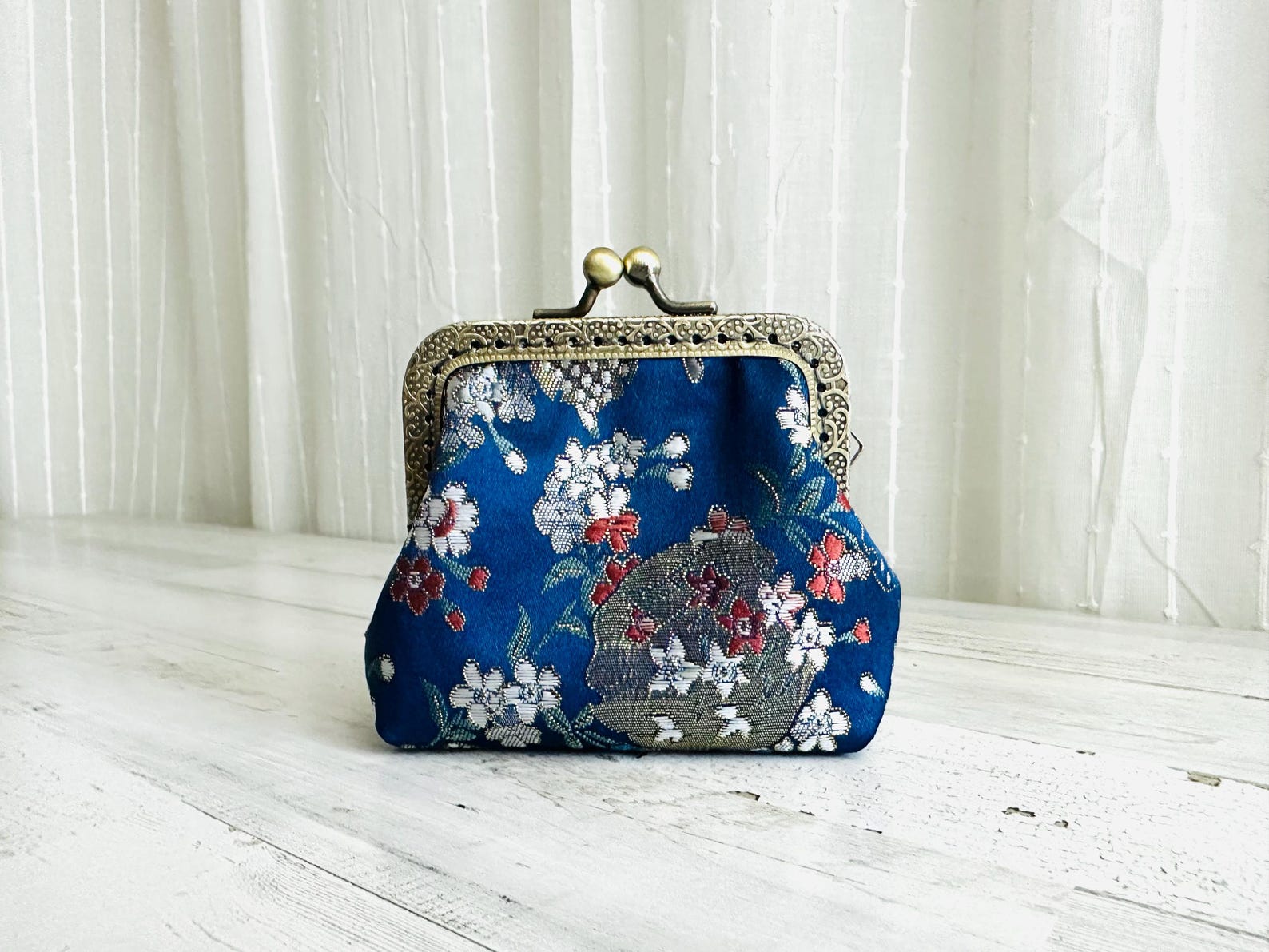 Embroidery Oriental Floral Square Coin Purse Wallet With Metal Frame ...