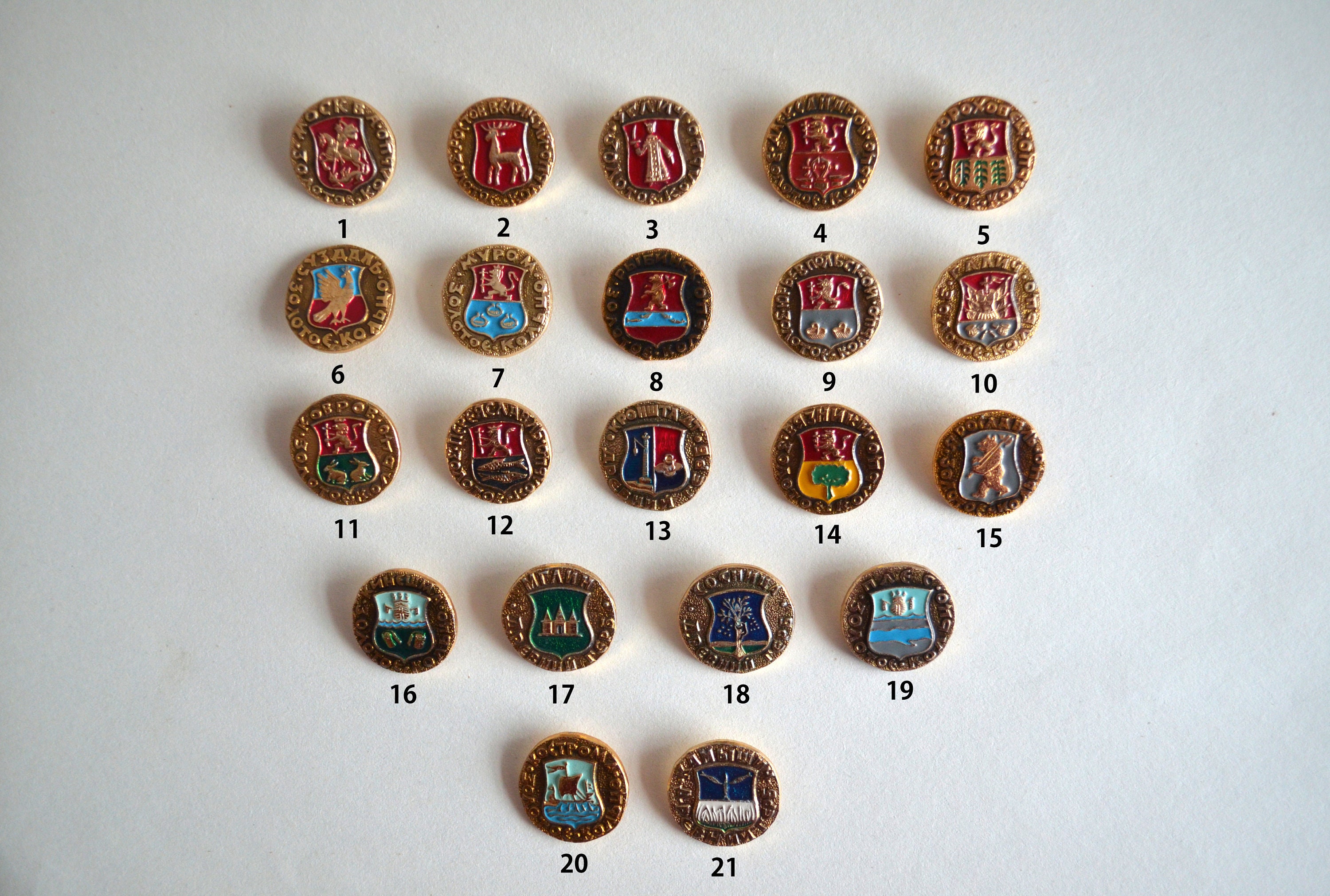 Soviet Town Emblems Pins / Soviet Coat of Arms Pins / Vintage - Etsy