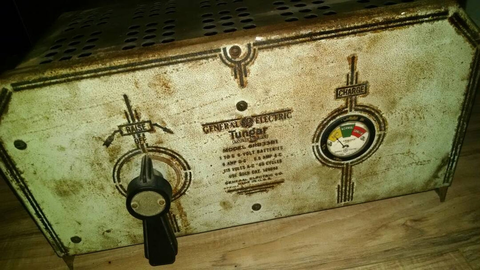 Vintage Tungar Battery Charger for Refurbishing or Decor - Etsy