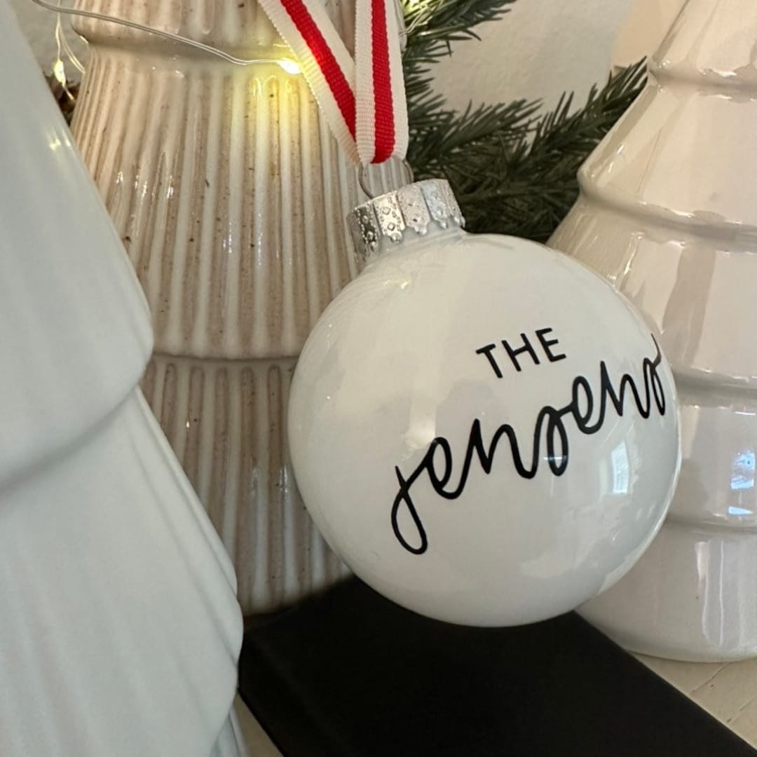CUSTOM Round Glass Hand-lettered Ornaments - Etsy