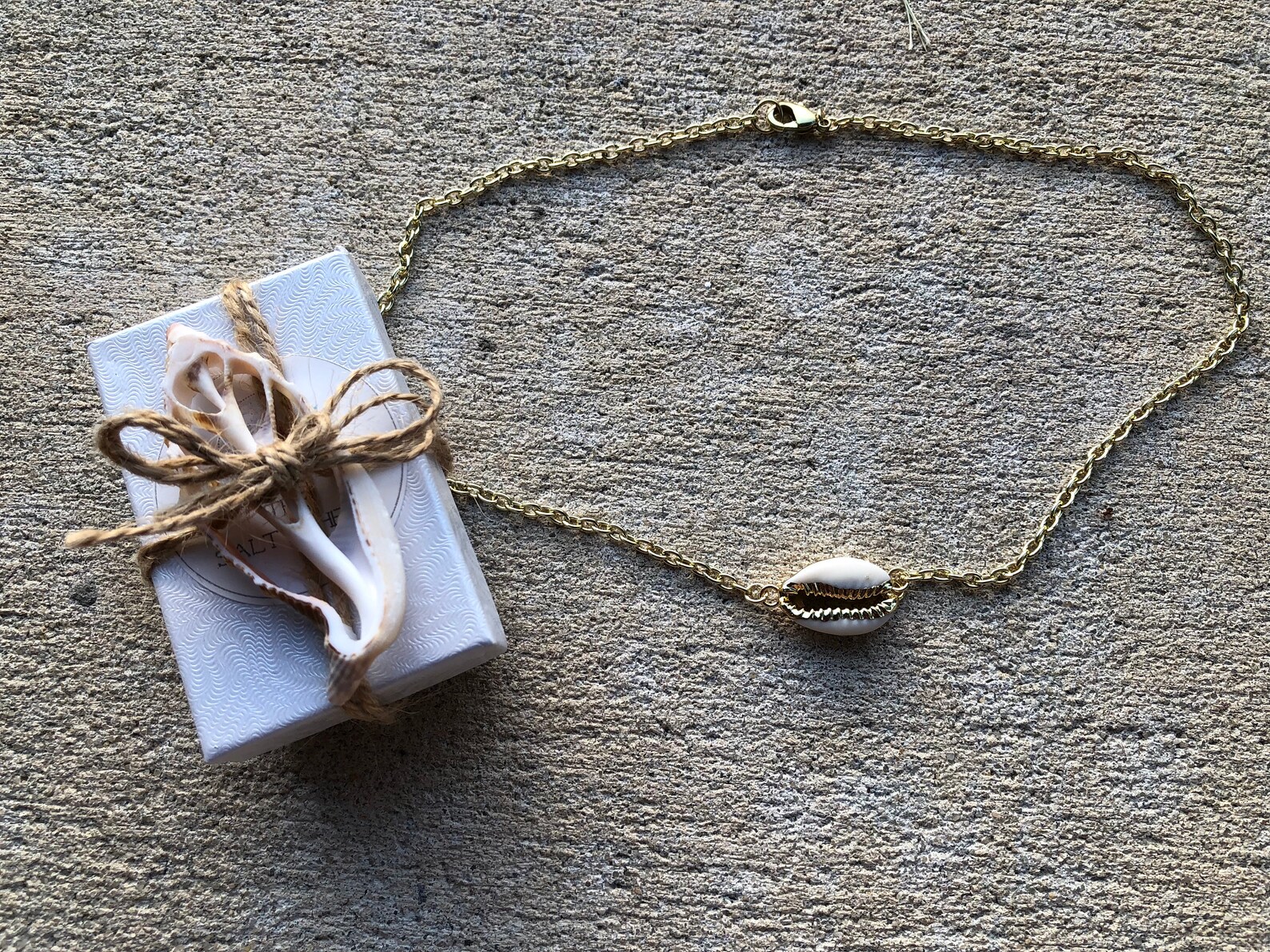 Small Shell Jewelry Set Mermaid Jewelry Gift Mom Boho Gift | Etsy