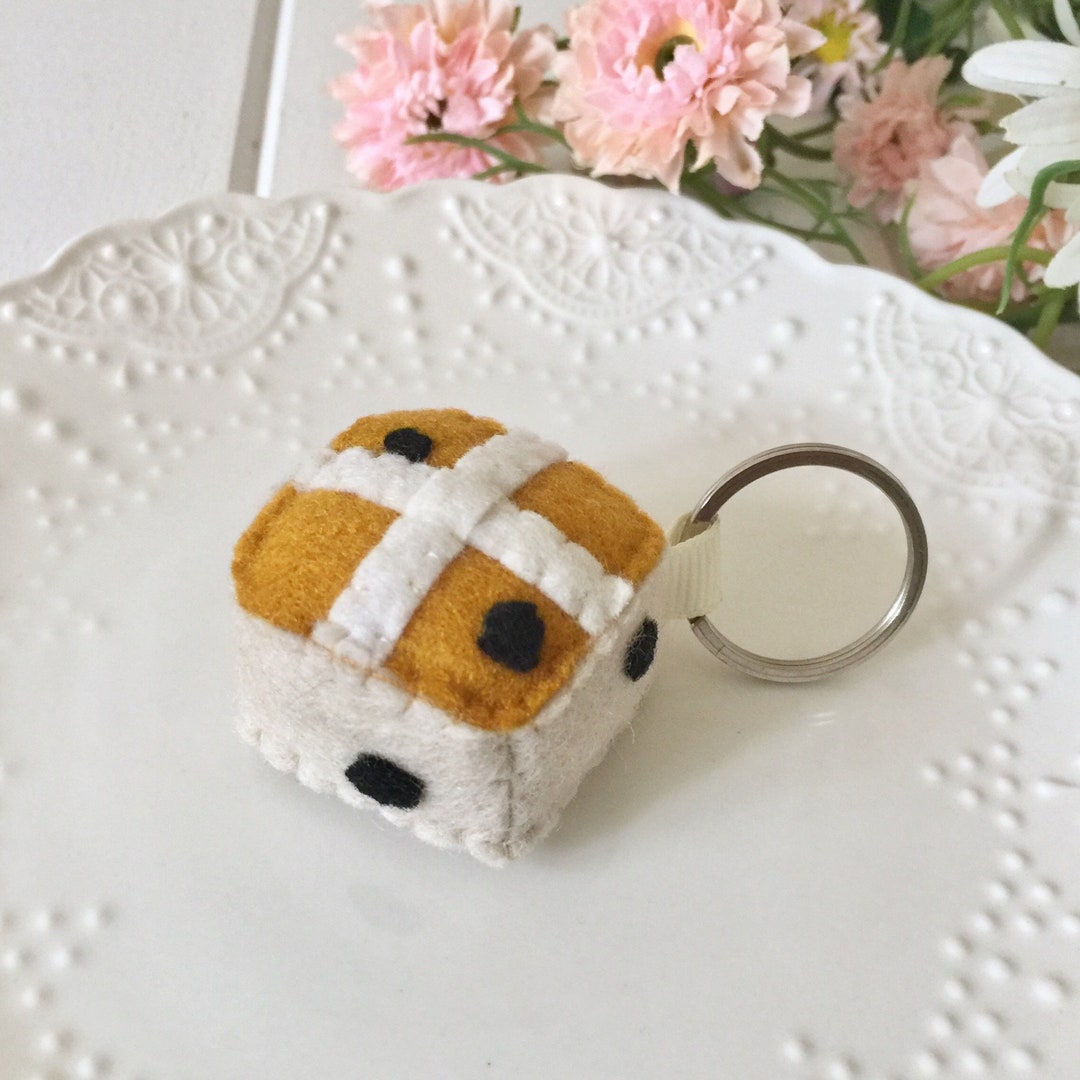 Felt Hot Cross Bun Keyring: Easter Gift, Food Keychain - Etsy