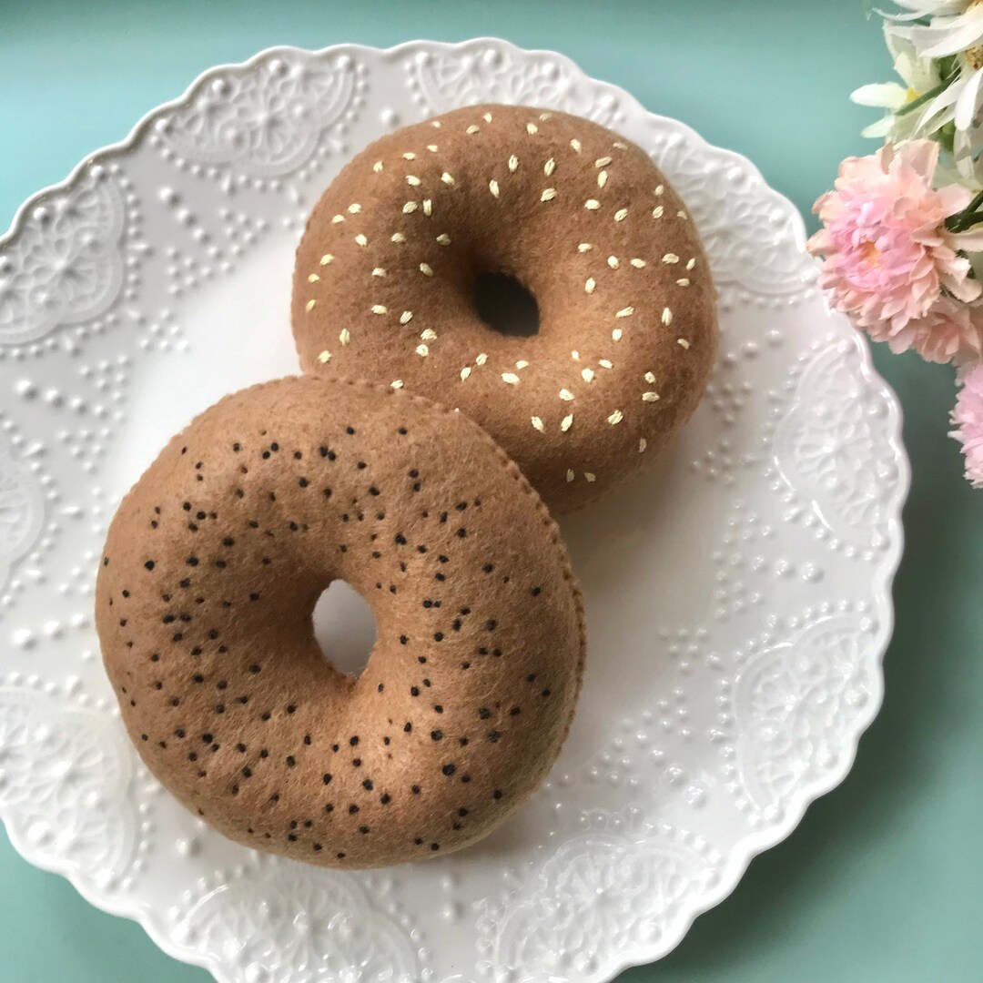 Handmade Felt Bagel: Pretend Play Food, Bakery Toy - Etsy