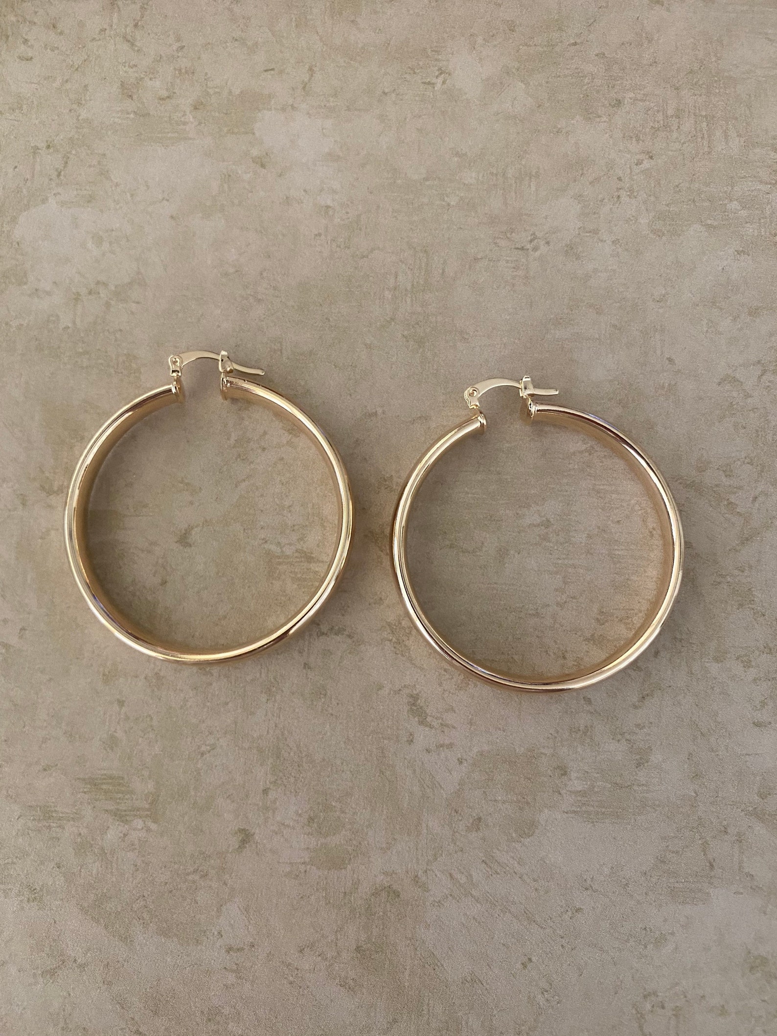 Simple Gold Hoops - Etsy