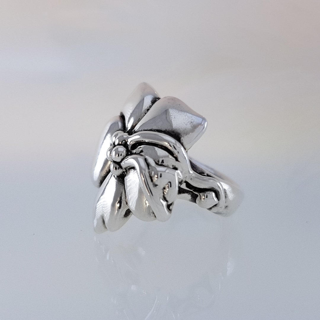 Classic Flower Ring, Bold Flower Ring, Bold Silver Ring, Chunky Silver ...
