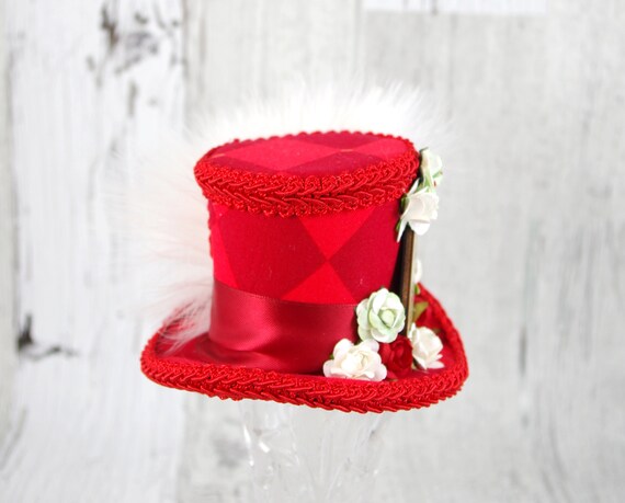 Red Top Hat Cut Out