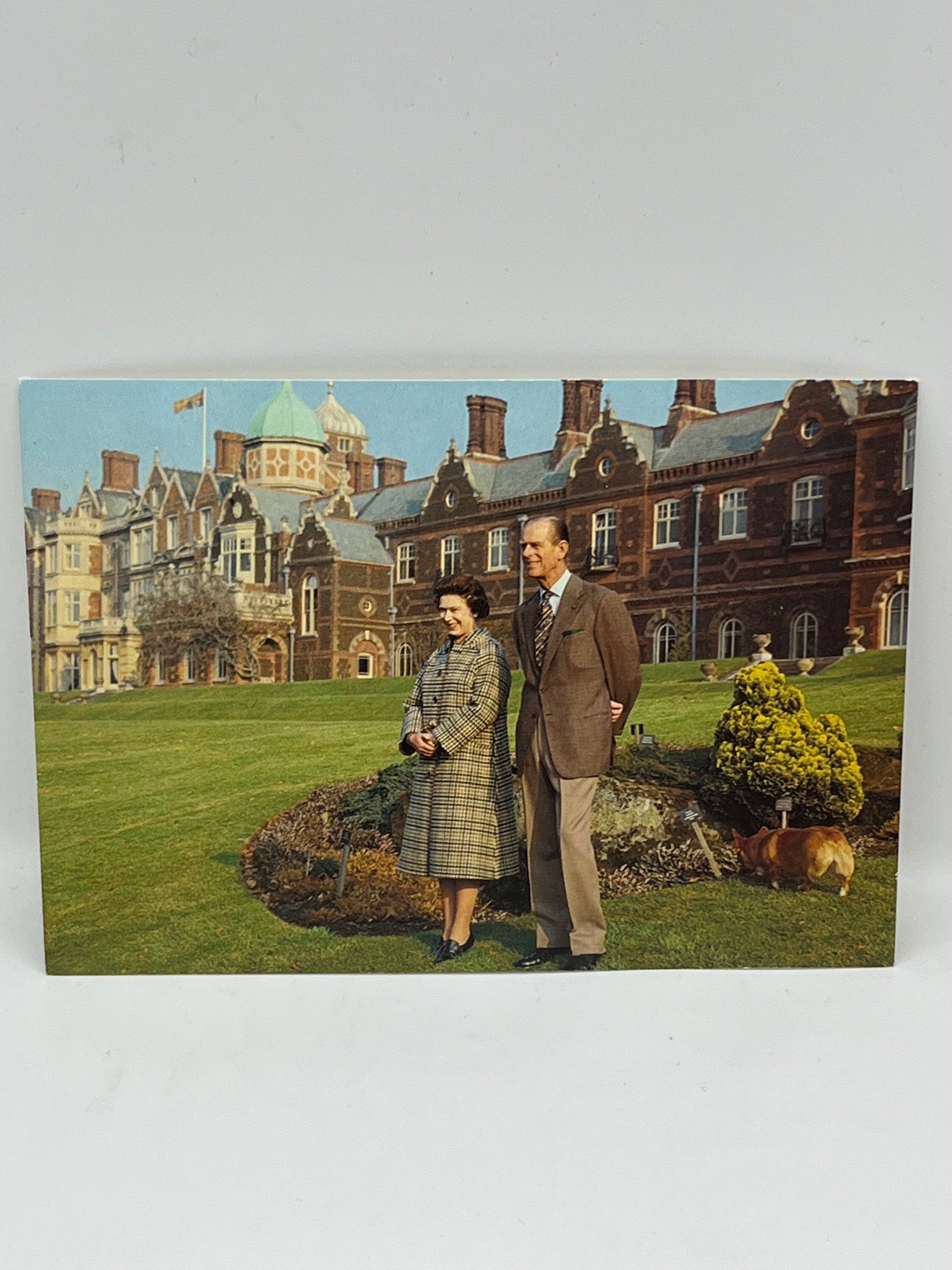 TRH Queen Elizabeth II and Prince Phillip Set of 3 Postcards - Etsy