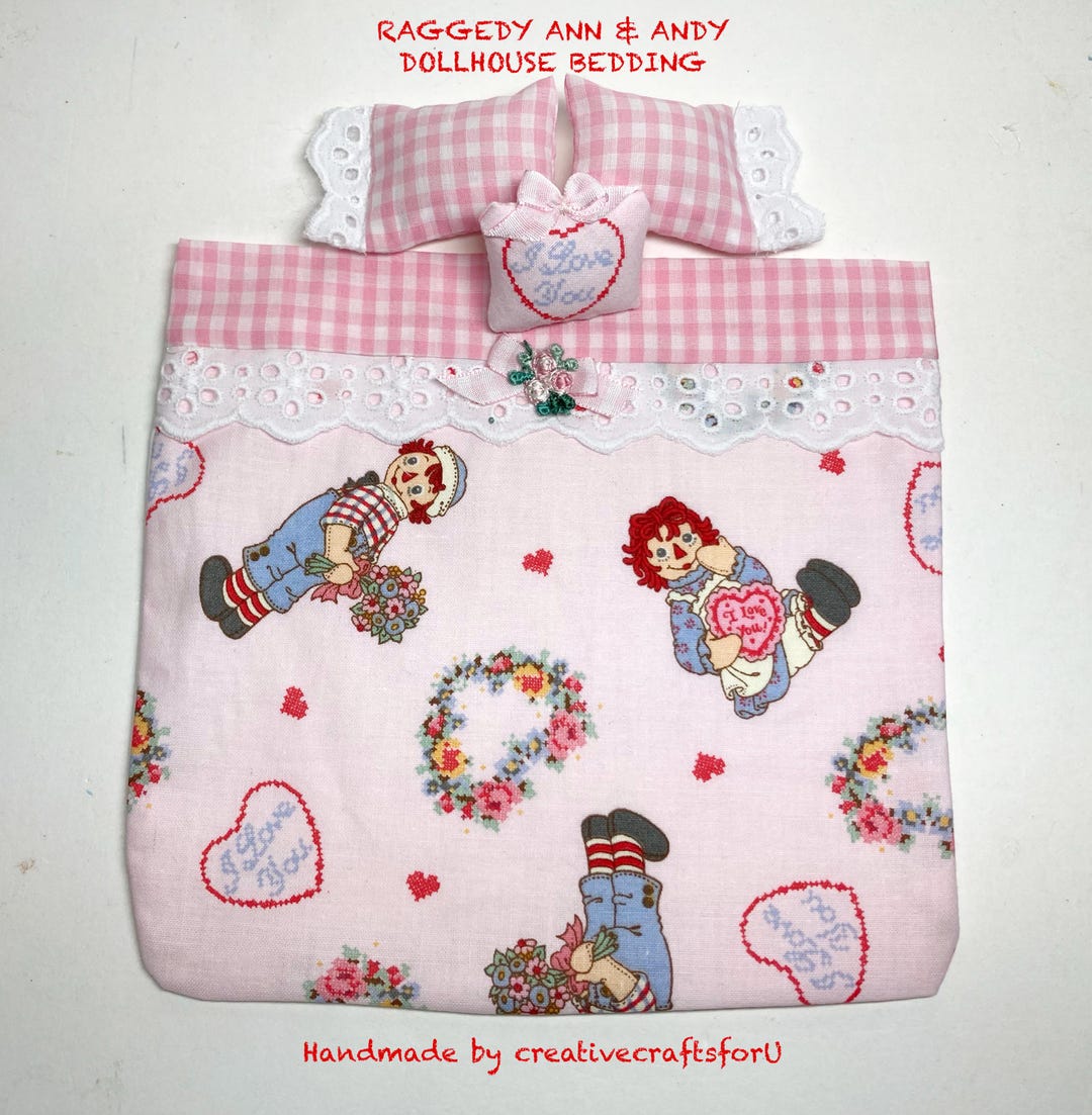 Raggedy Ann & Andy Dollhouse Bedding, 3 Pillows, Cotton Print, Eyelet ...