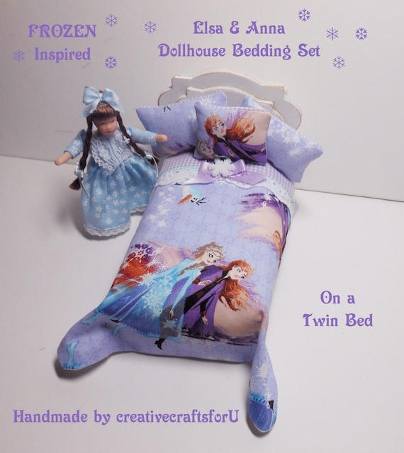 Frozen Dollhouse