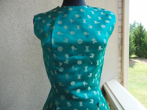 Emerald Green Asian Design Dress - Gem
