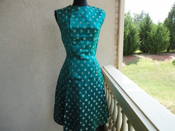 Emerald Green Asian Design Dress - Gem