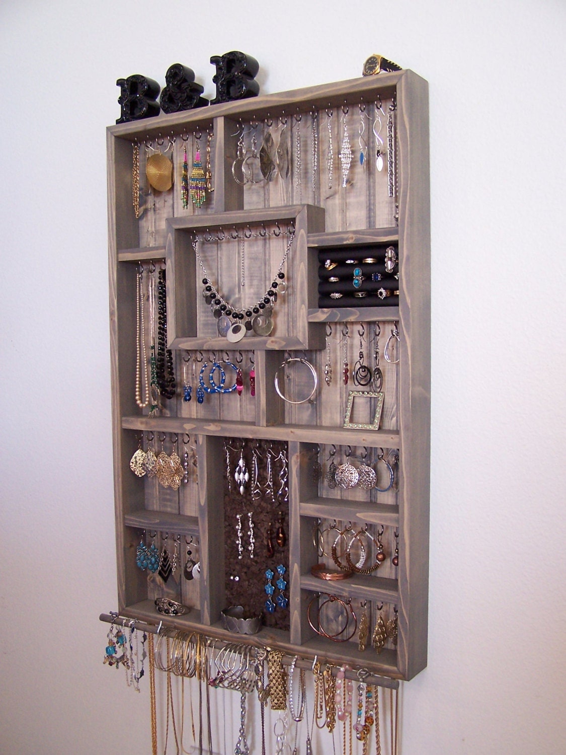 Jewelry Display Home