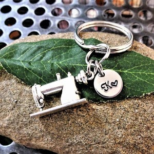 3D SEWING MACHINE KEYCHAIN Personalized With Initial Charm - Sew Gift ...