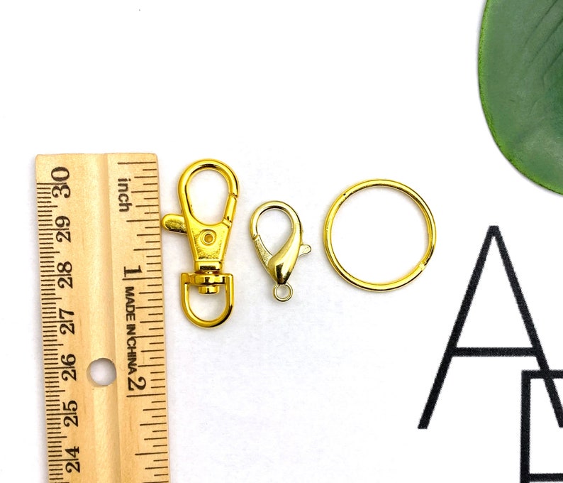 WHITE LLAMA KEYCHAIN Personalized With Initial Charm - Etsy