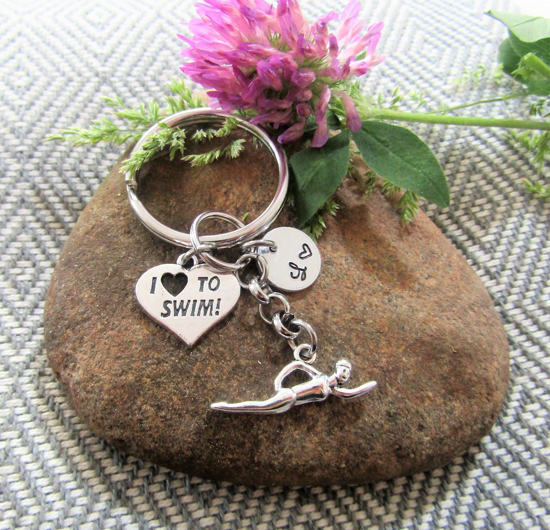 SWIMMERS KEYCHAIN With Heart With "i Love to Swim" Personalized With ...