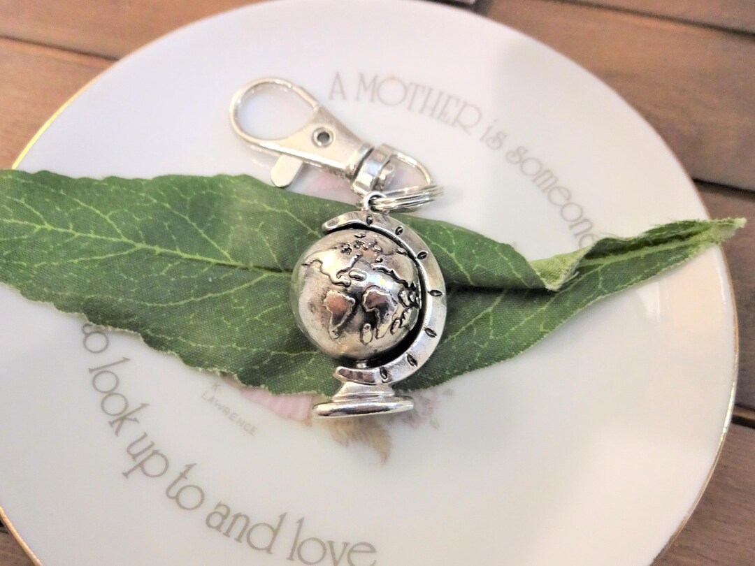 LARGE 3D GLOBE KEYCHAIN Zipper Pull or Purse Charm Earth - Etsy