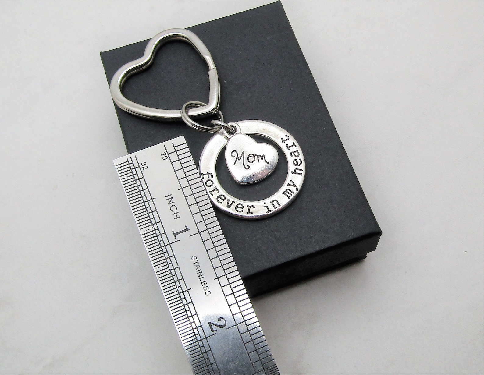 REMEMBRANCE KEYCHAIN - Loss of Loved One - "forever in My Heart" - Mom ...