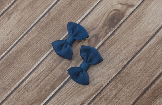 Items similar to Small Navy Blue Hair Clips, Small Navy Blue Bows ...