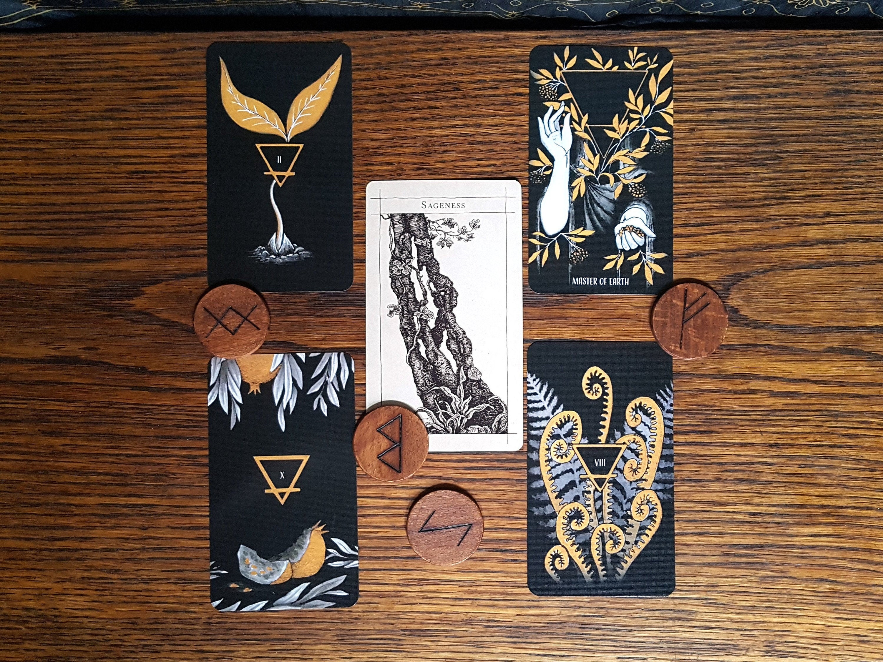 In-depth Tarot, Rune & Oracle Readings - Etsy