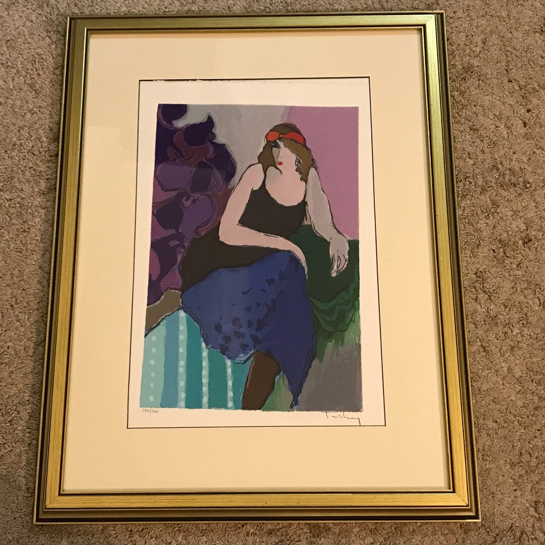 Itzchak Tarkay Signed Limited Edition Serigraph Print of a Seated Lady ...