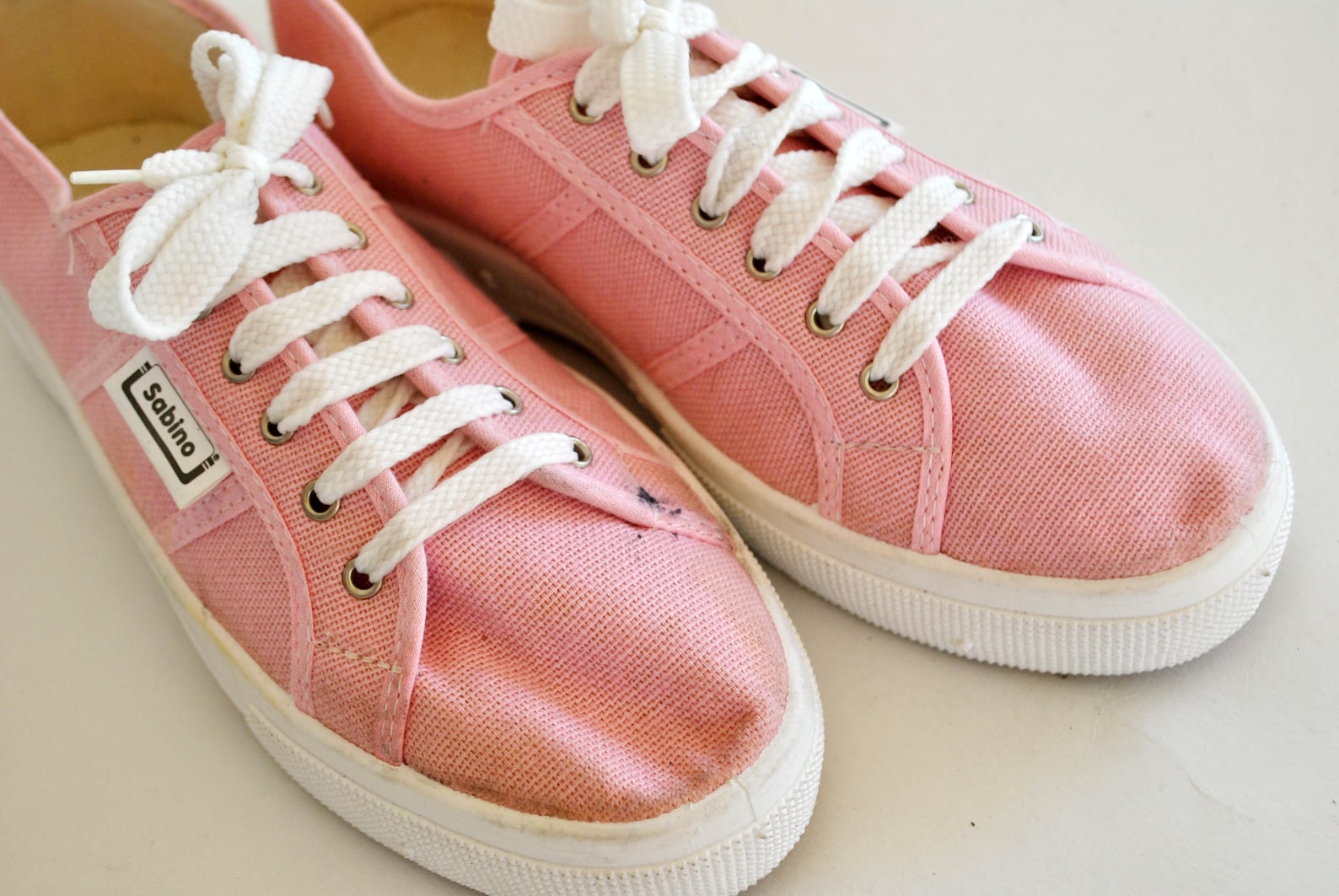 Vintage Canvas Shoes 90s Sneakers Style Flat Tie Sneakers Womens Shoes ...