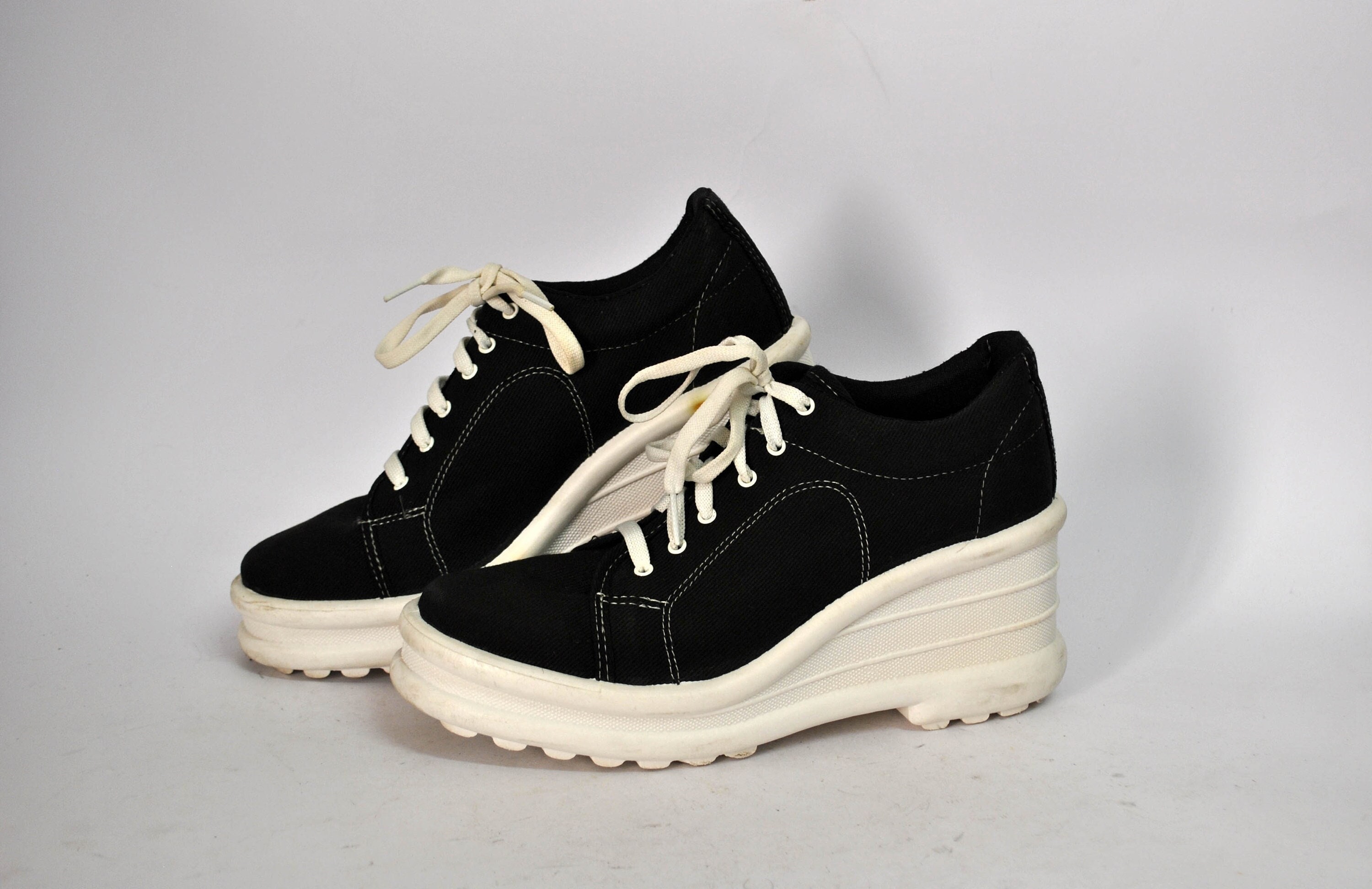 90s Platform Sneakers