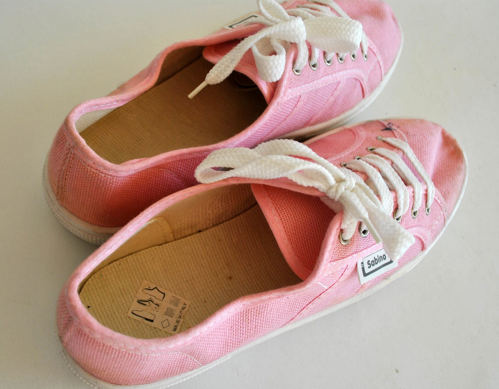Vintage Canvas Shoes 90s Sneakers Style Flat Tie Sneakers Womens Shoes ...