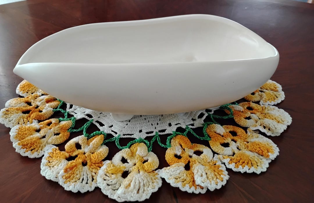 Mccoy Pottery Planter Bowl: Mid-century White Ceramic Shell Design - Etsy
