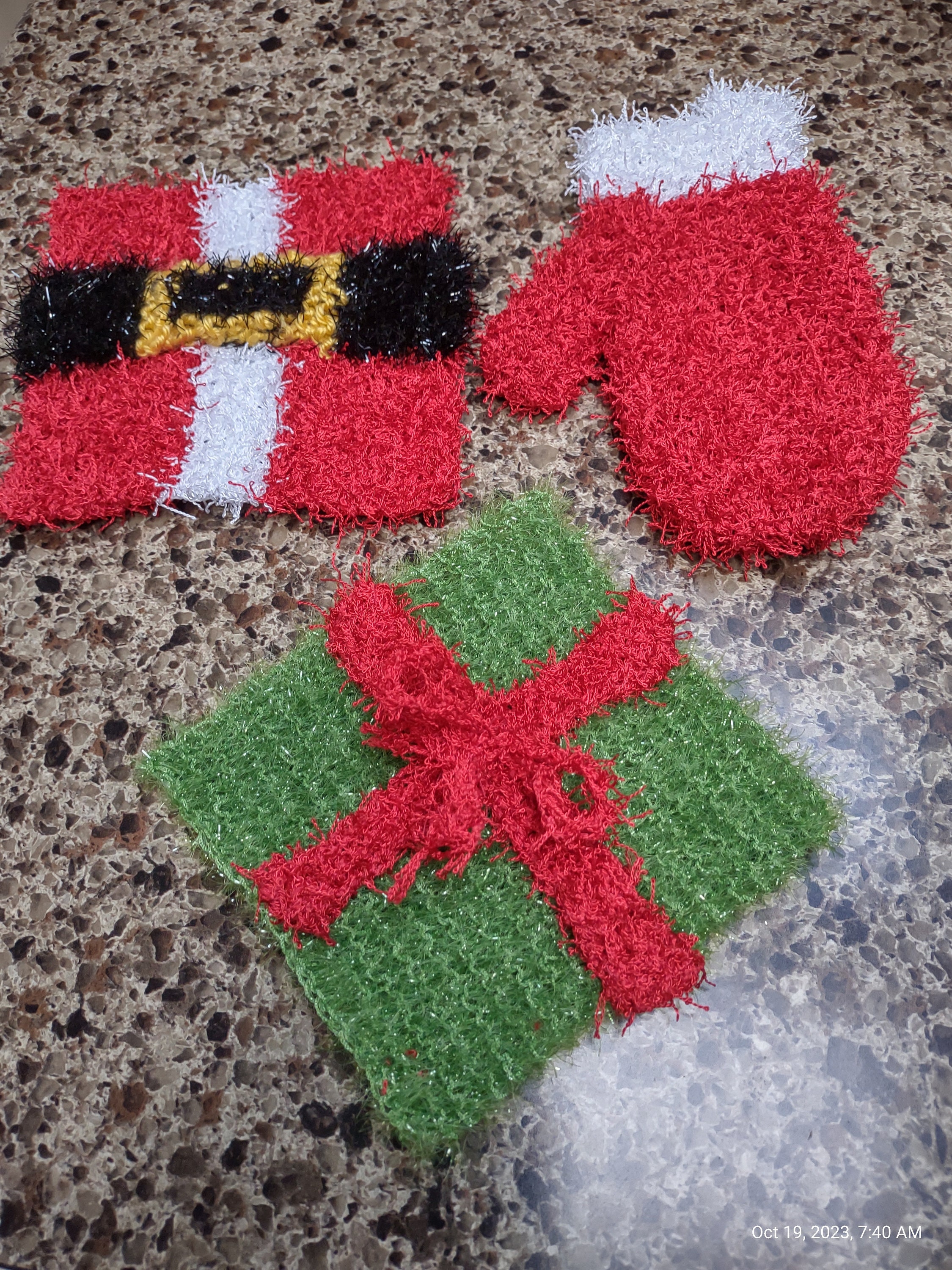 Santa Mitt Scrubby, Santa Belly Scrubby & Gift Box Scrubby Ready to ...