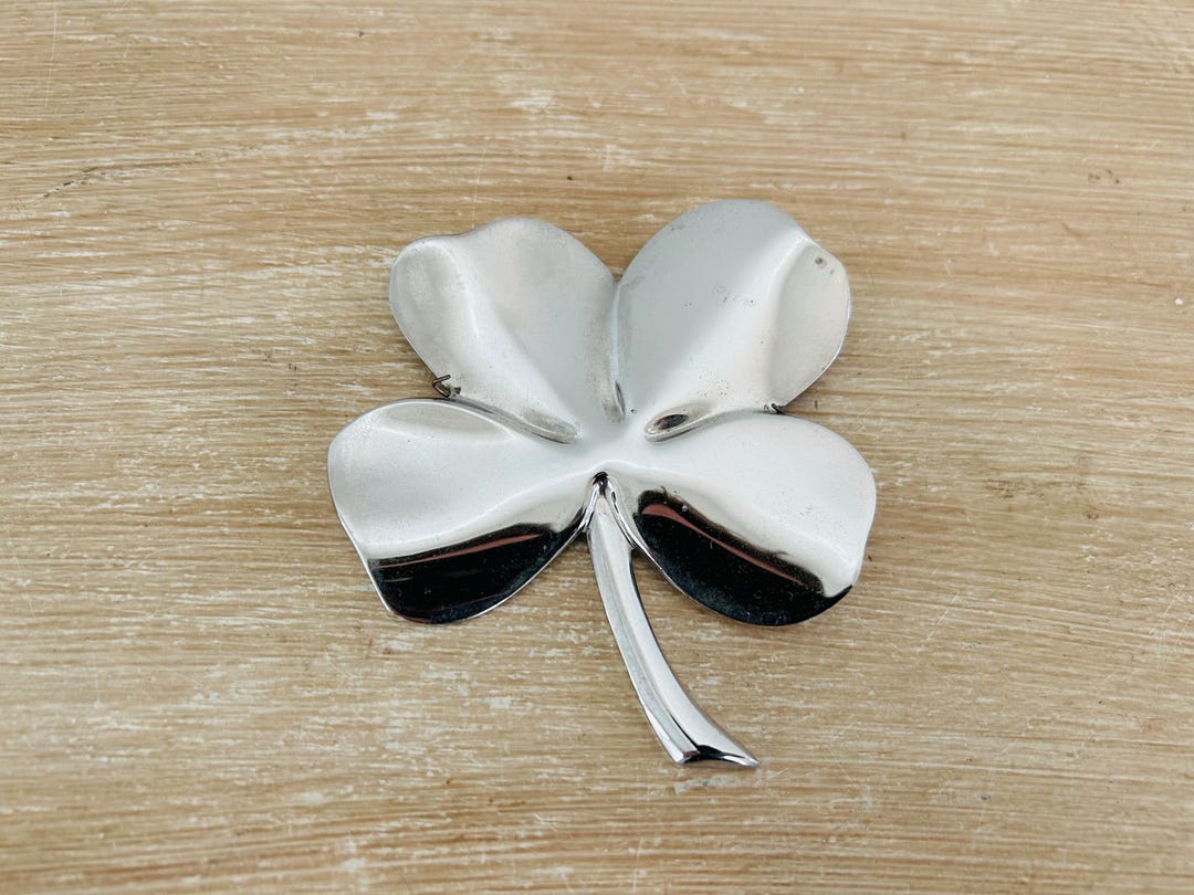 Vintage Gerity Four Leaf Clover Paperweight or Wall Hanging - Etsy