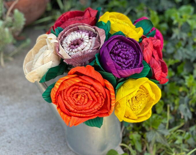 Corn Husk Flowers. Handmade Using Dyed Dried Corn Husks. - Etsy